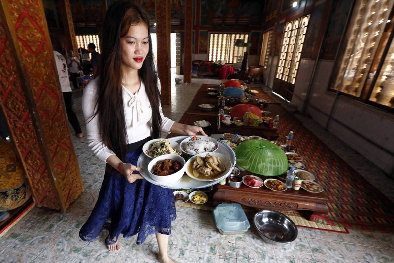 "Jeśli coś żyje i się rusza to można to zjeść"... Oto | londynek.net