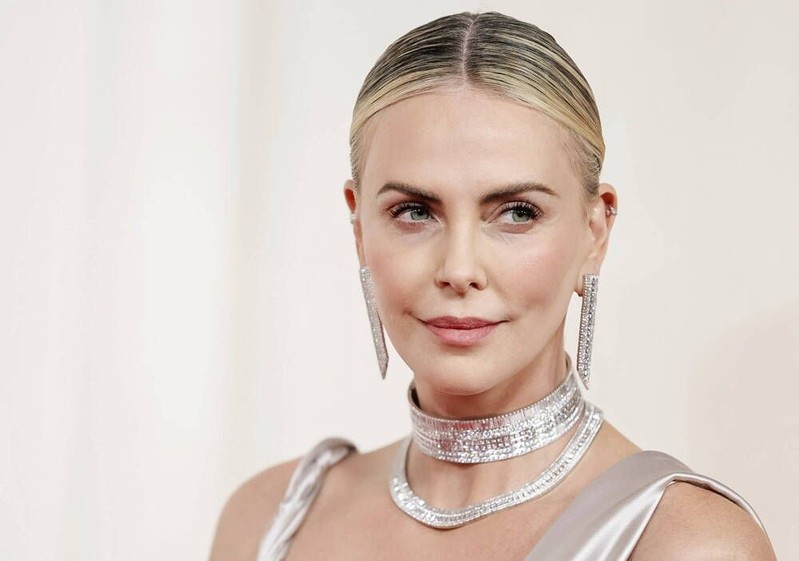 Charlize Theron zarzeka się że nigdy nie wyjdzie za mąż | londynek.net
